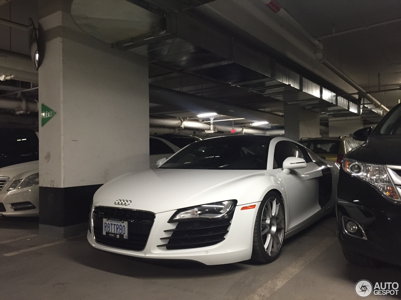 Audi R8 - 08 April 2015 - Autogespot