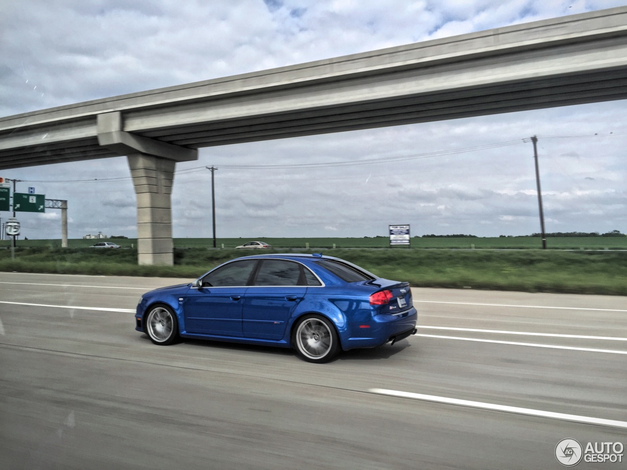 Audi RS4 Sedan - 15 April 2015 - Autogespot