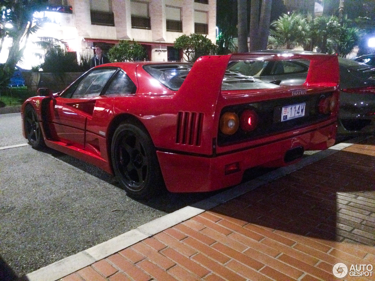 Ferrari F40 - 18 April 2015 - Autogespot