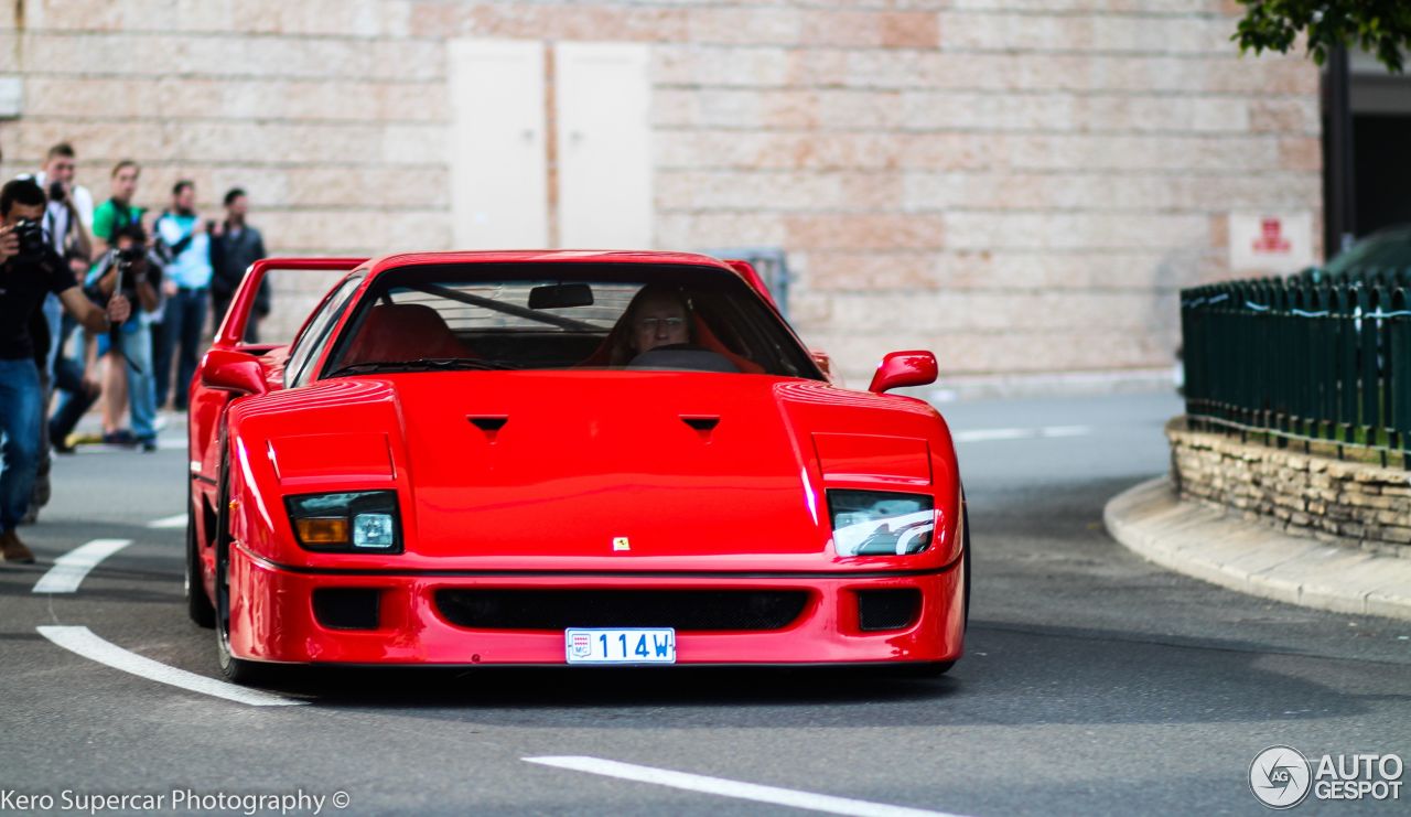Ferrari F40 - 19 April 2015 - Autogespot