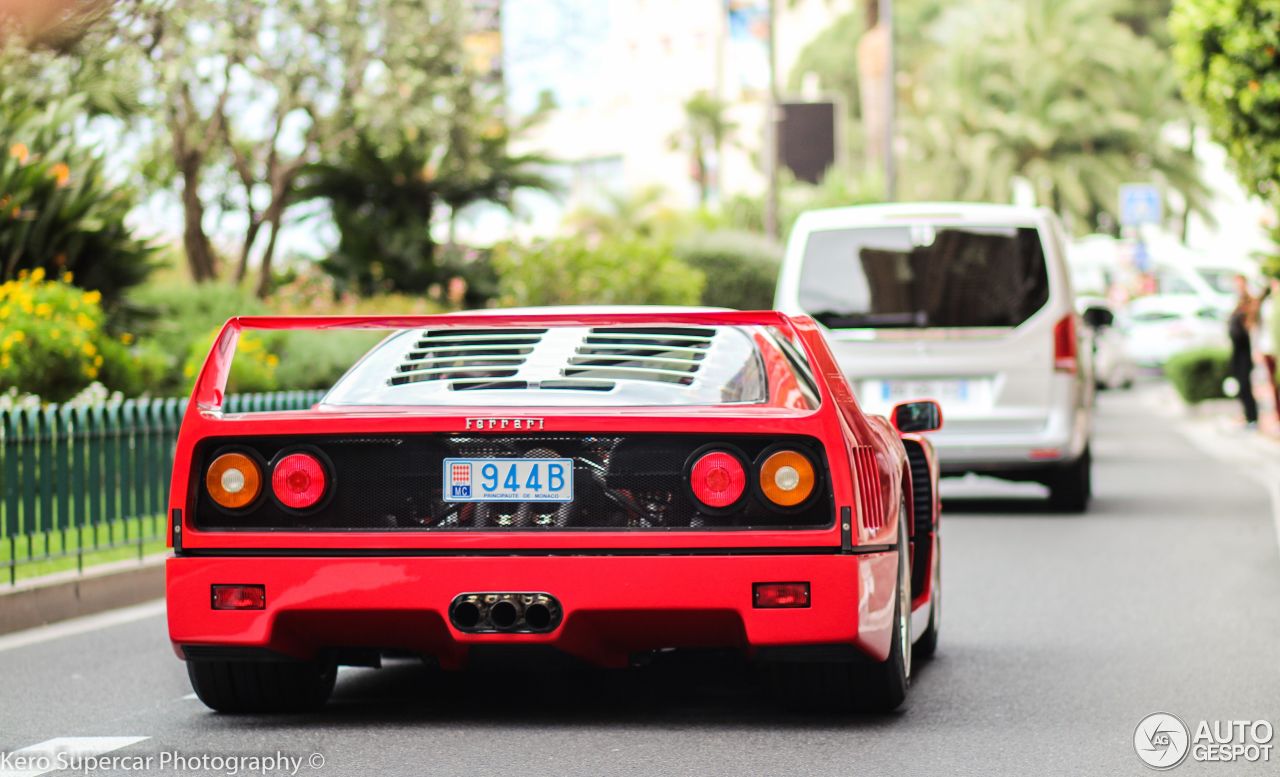 Ferrari F40 - 20 April 2015 - Autogespot
