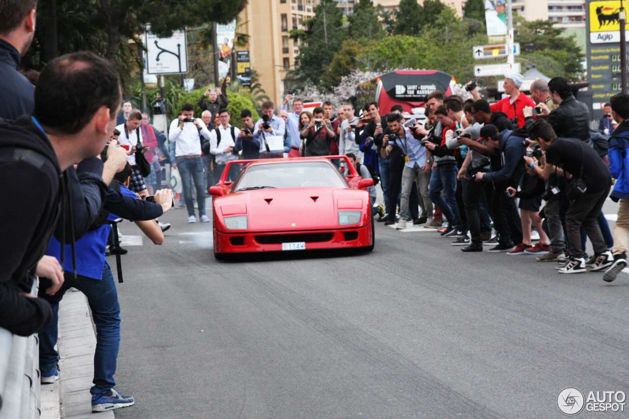 Ferrari F40 - 22 April 2015 - Autogespot
