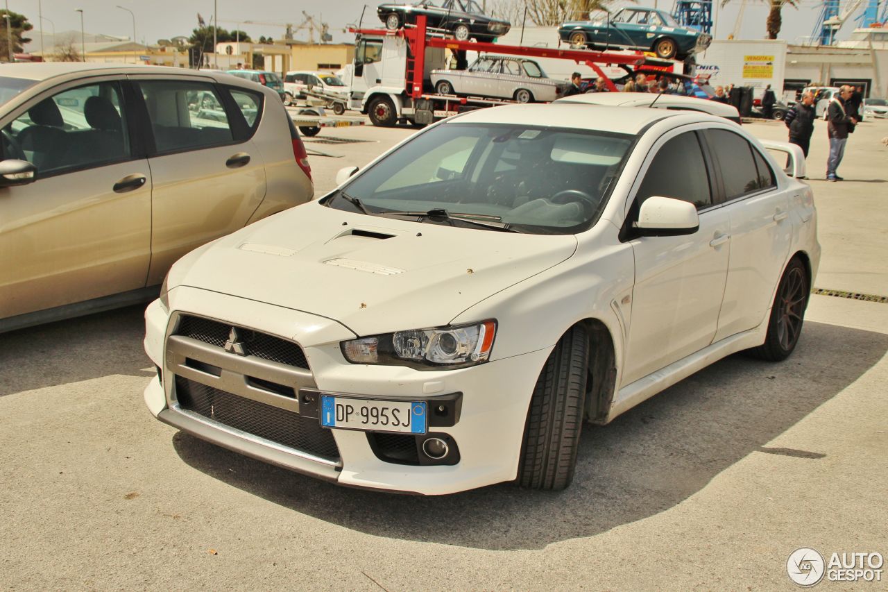 Mitsubishi Lancer Evolution X - 24 April 2015 - Autogespot