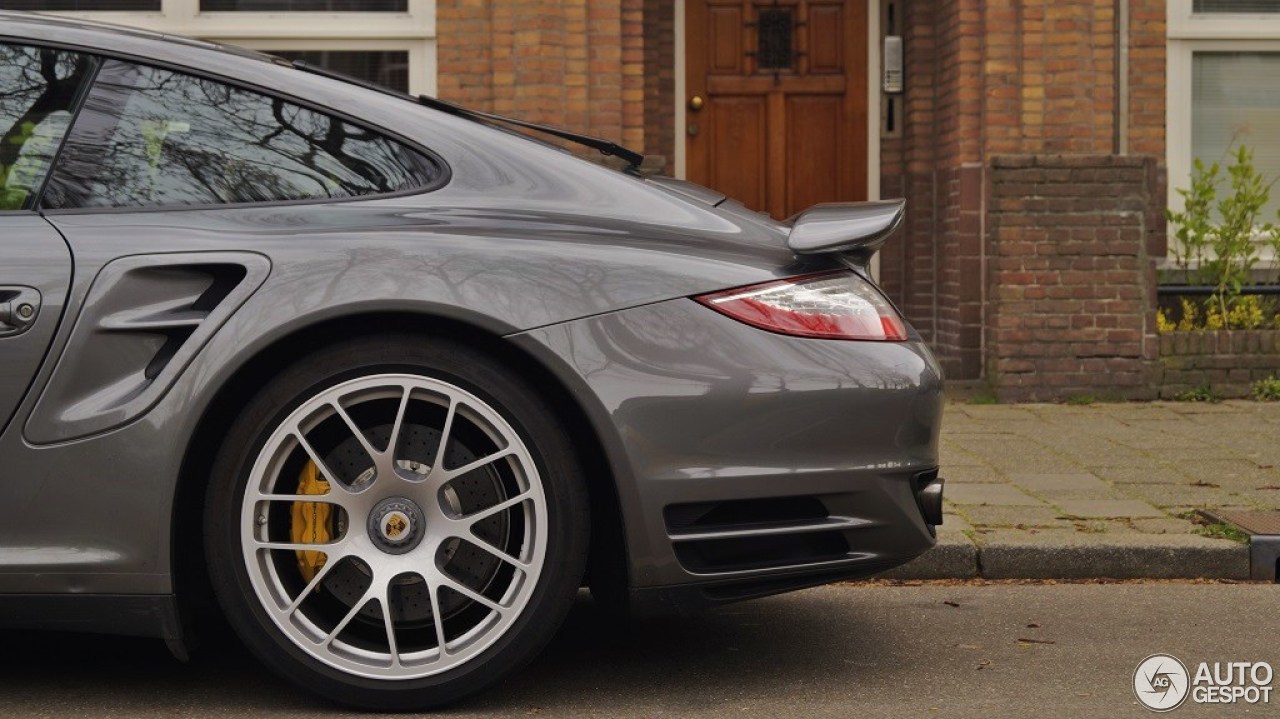 Porsche 997 Turbo S - 29 April 2015 - Autogespot