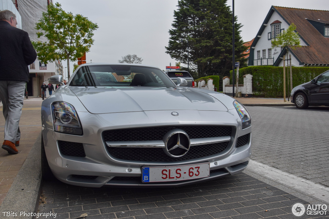 Mercedes-Benz SLS AMG - 03 May 2015 - Autogespot