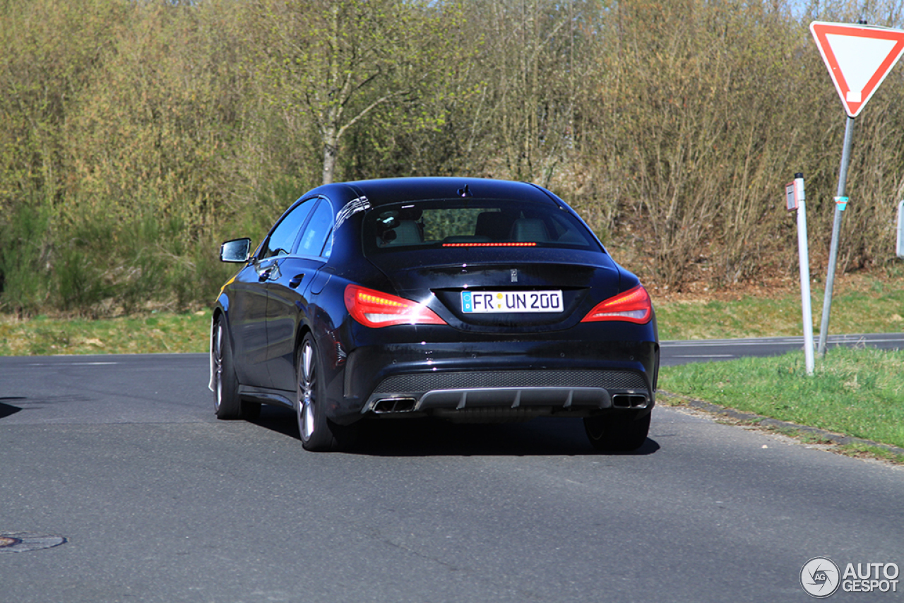 Mercedes-Benz CLA 45 AMG C117 - 04 May 2015 - Autogespot