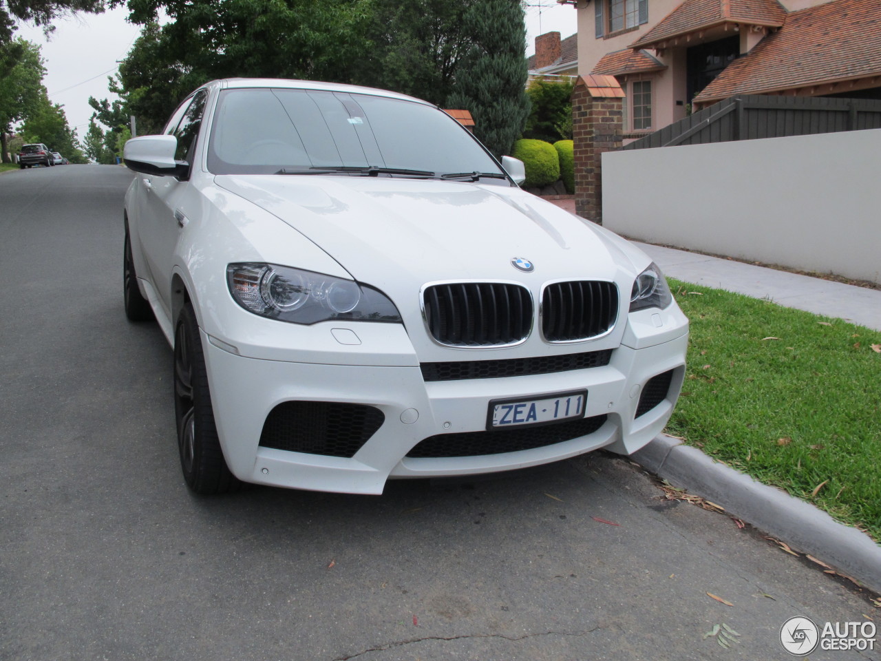 BMW X6 M E71 - 05 May 2015 - Autogespot