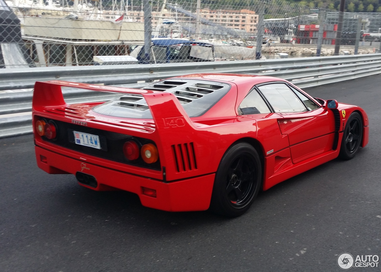 Ferrari F40 - 8 May 2015 - Autogespot