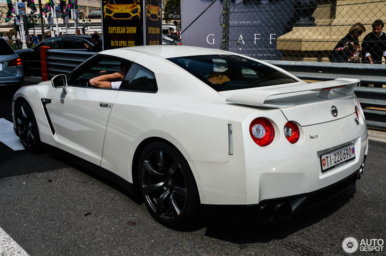Nissan GT-R - 09 May 2015 - Autogespot