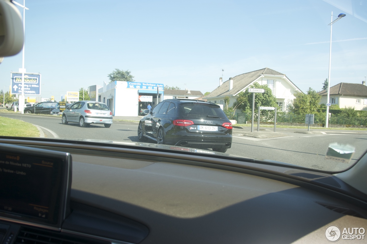 Audi RS4 Avant B8 - 28 May 2015 - Autogespot