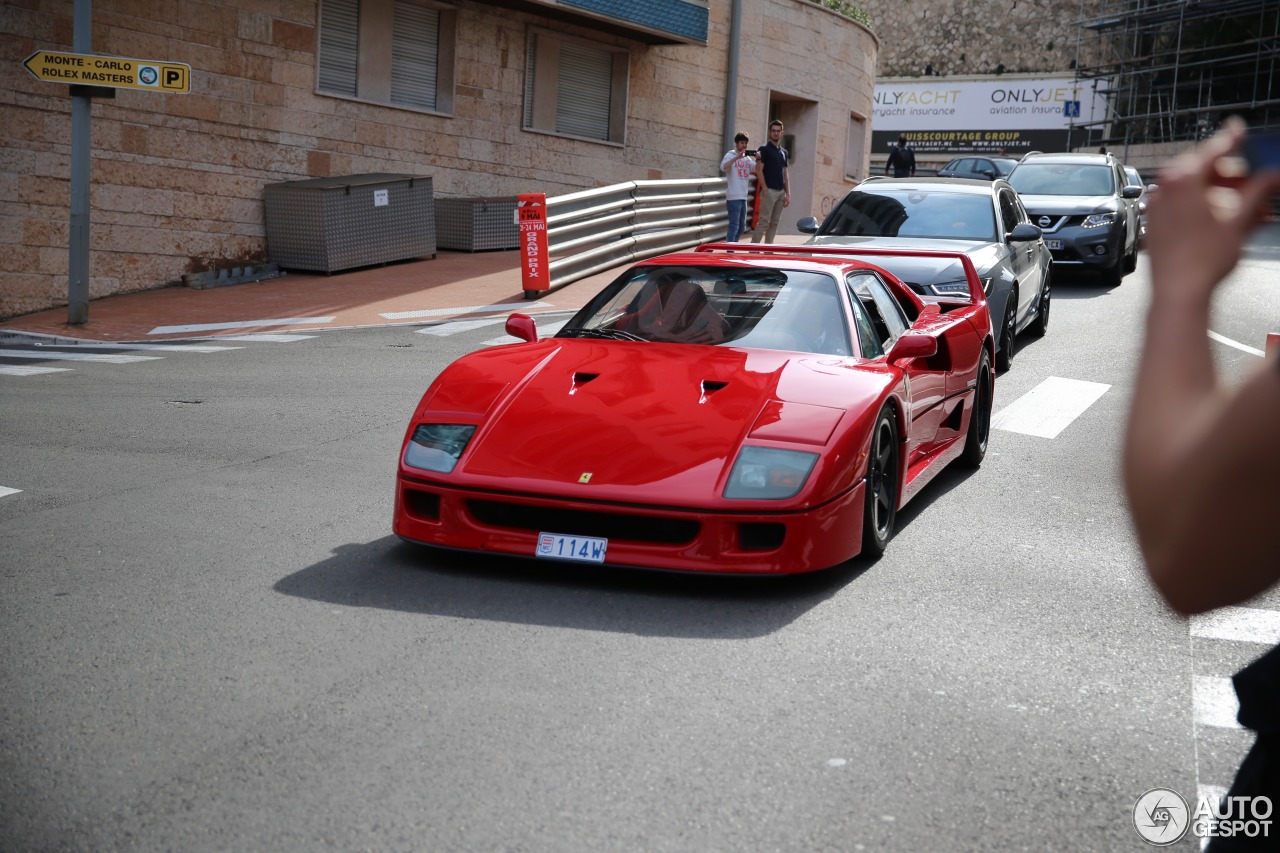 Ferrari F40 - 29 May 2015 - Autogespot
