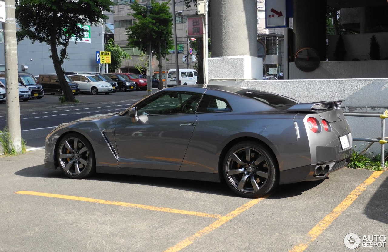 Nissan GT-R - 05 June 2015 - Autogespot