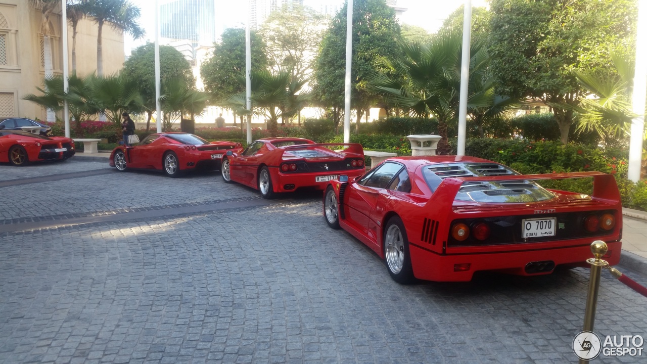 Ferrari F40 - 15 June 2015 - Autogespot