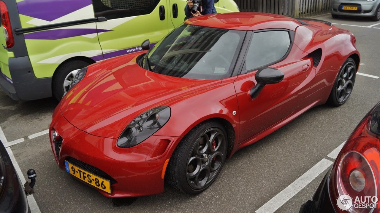Alfa Romeo 4C Launch Edition - 24 June 2015 - Autogespot