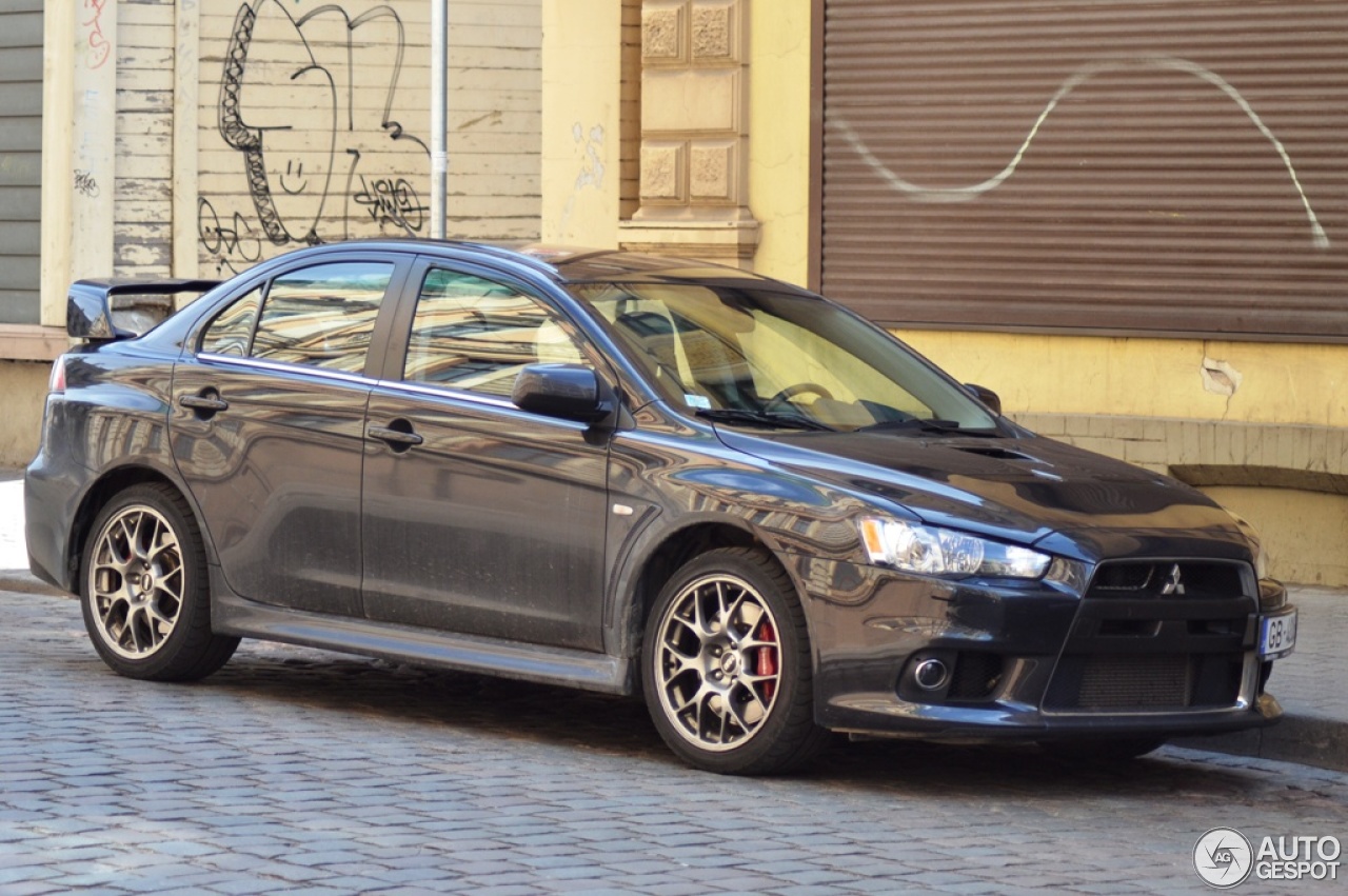 Mitsubishi Lancer Evolution X MR - 27 June 2015 - Autogespot
