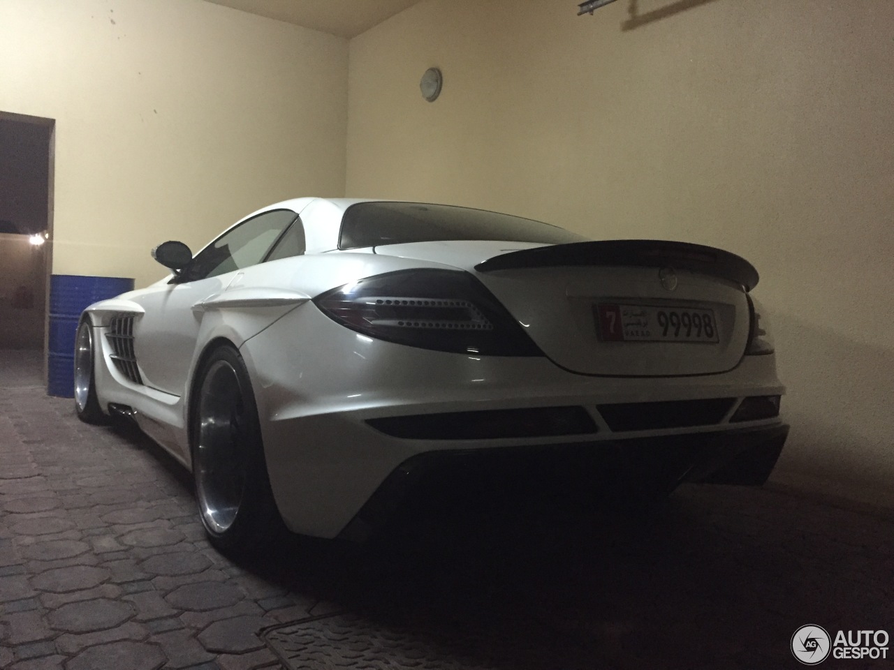 Mercedes-Benz FAB Design SLR McLaren Desire - 28 July 2015 - Autogespot