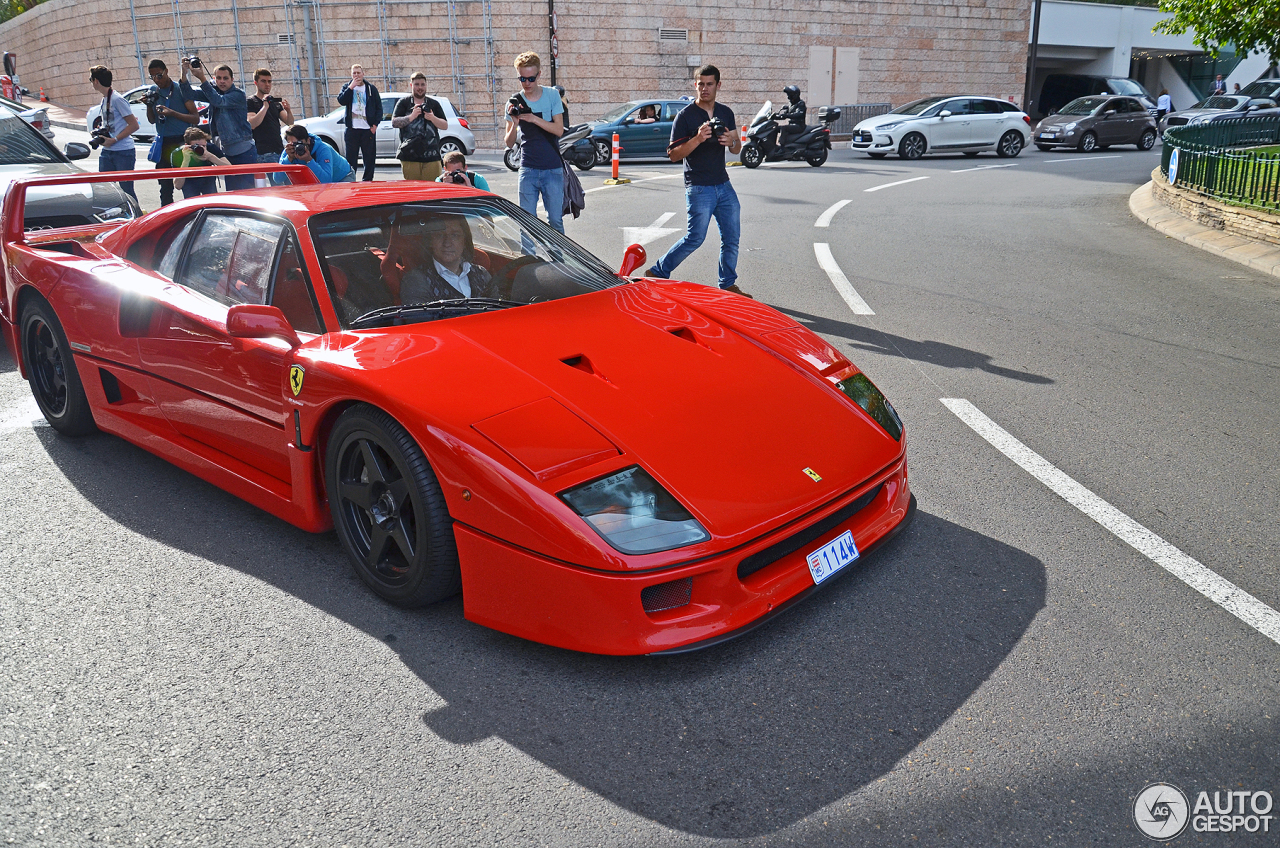 Ferrari F40 - 14 August 2015 - Autogespot