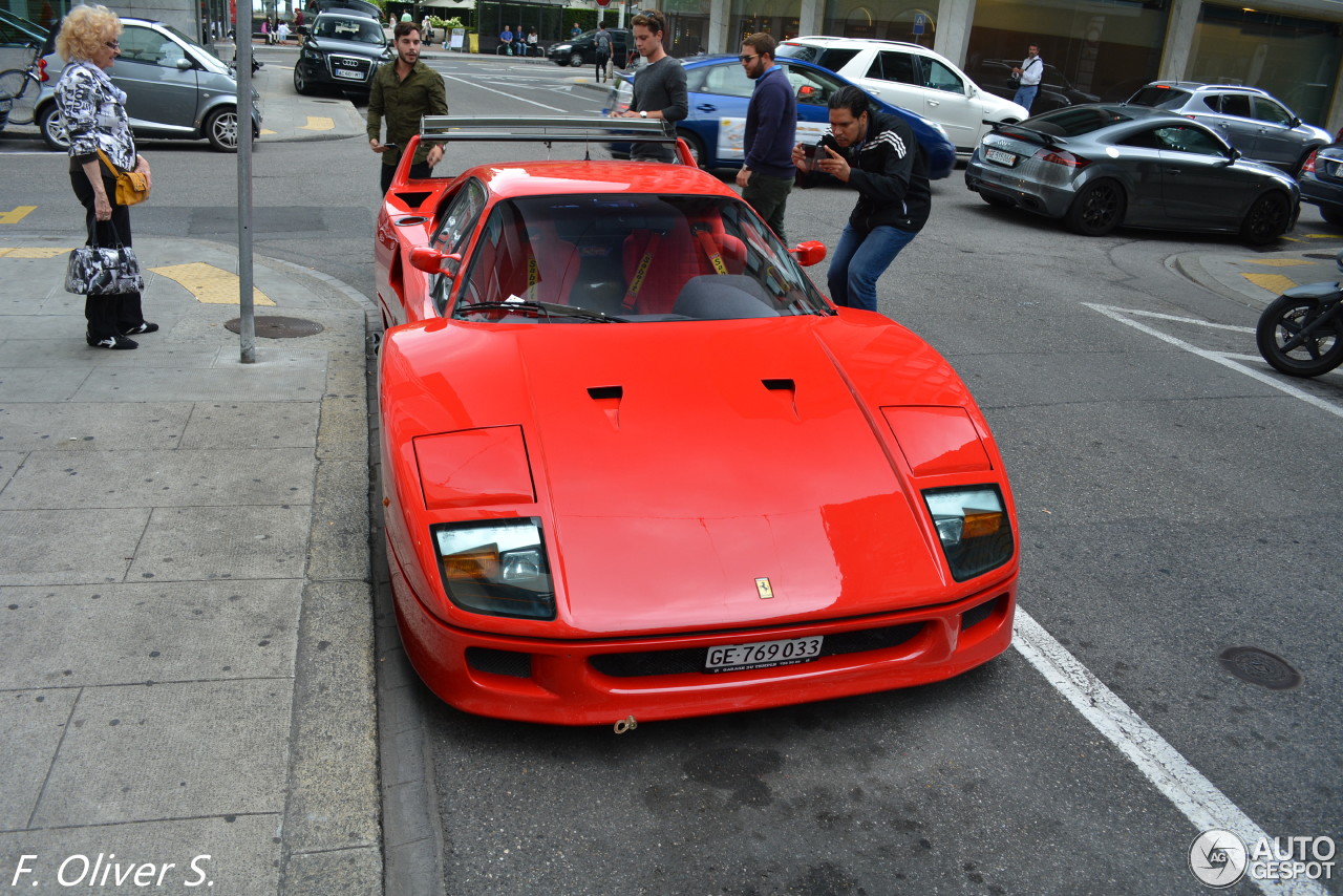 Ferrari F40 - 19 August 2015 - Autogespot