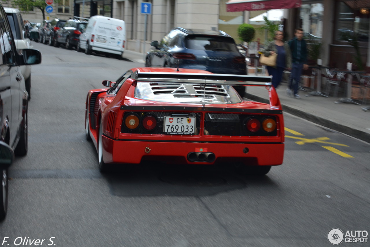 Ferrari F40 - 19 August 2015 - Autogespot