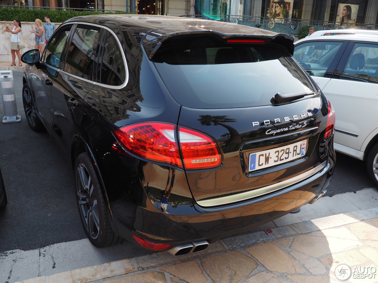 Porsche 958 Cayenne Turbo S MkI - 22 August 2015 - Autogespot