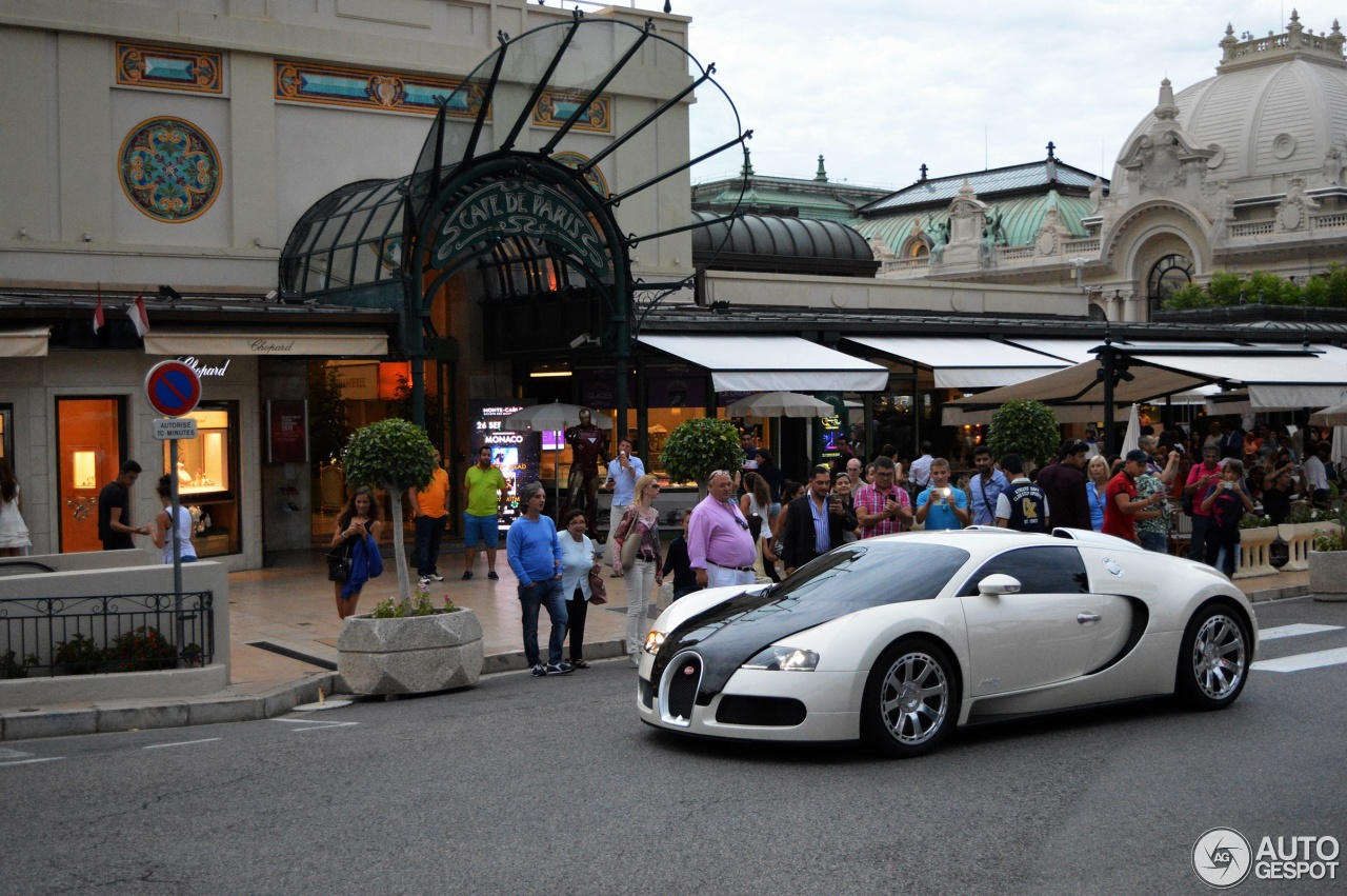 Bugatti Veyron 16.4 Perle de Sang - 26 August 2015 - Autogespot