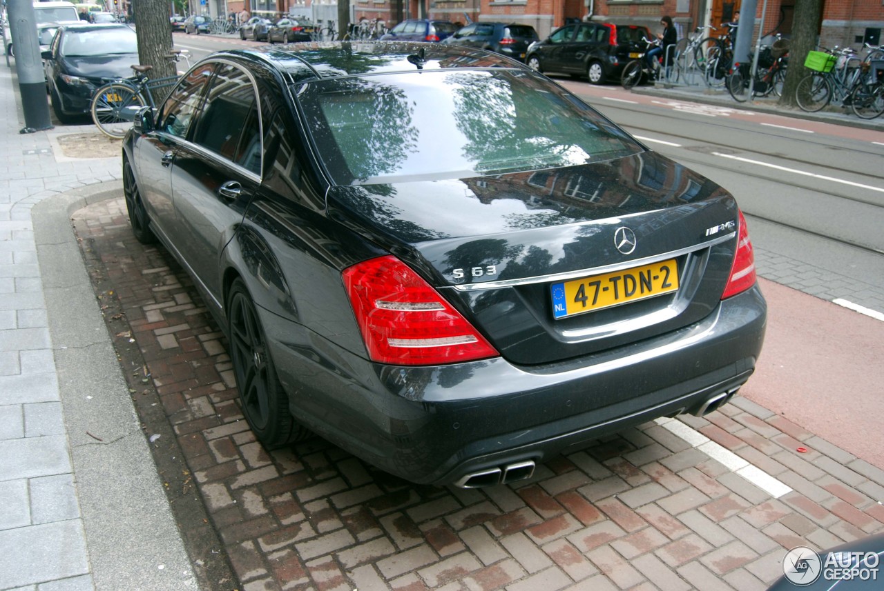 Mercedes-Benz S 63 AMG W221 2011 - 06 September 2015 - Autogespot