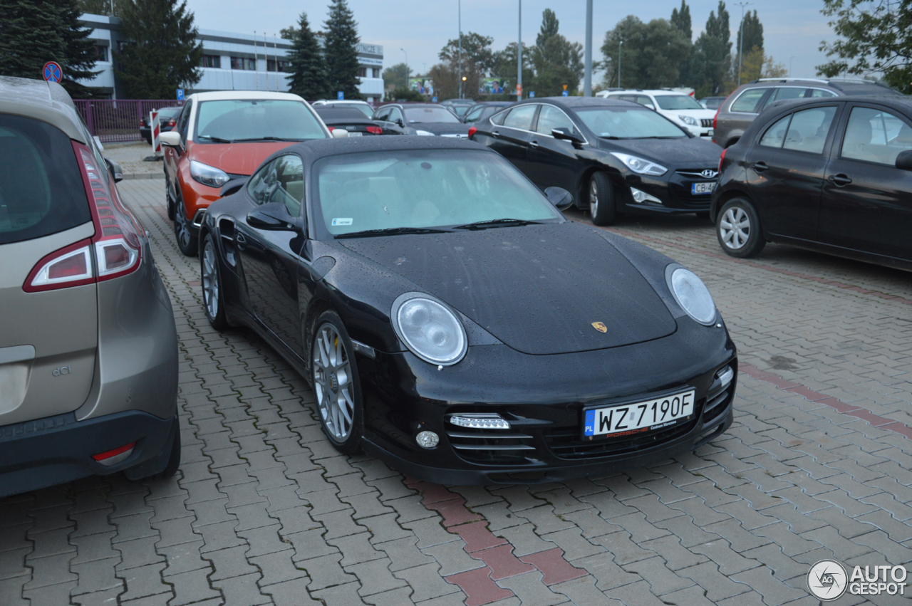 Porsche 997 Turbo S - 19 September 2015 - Autogespot