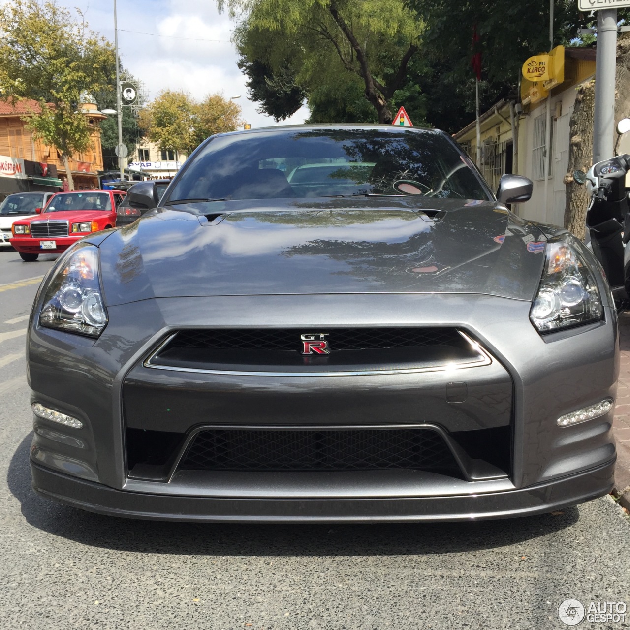 Nissan GT-R - 05 October 2015 - Autogespot