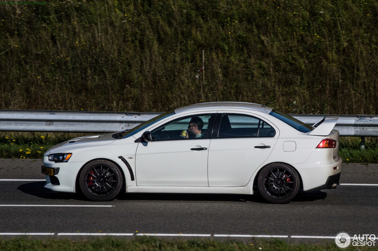 Mitsubishi Lancer Evolution X RS - 11 October 2015 - Autogespot