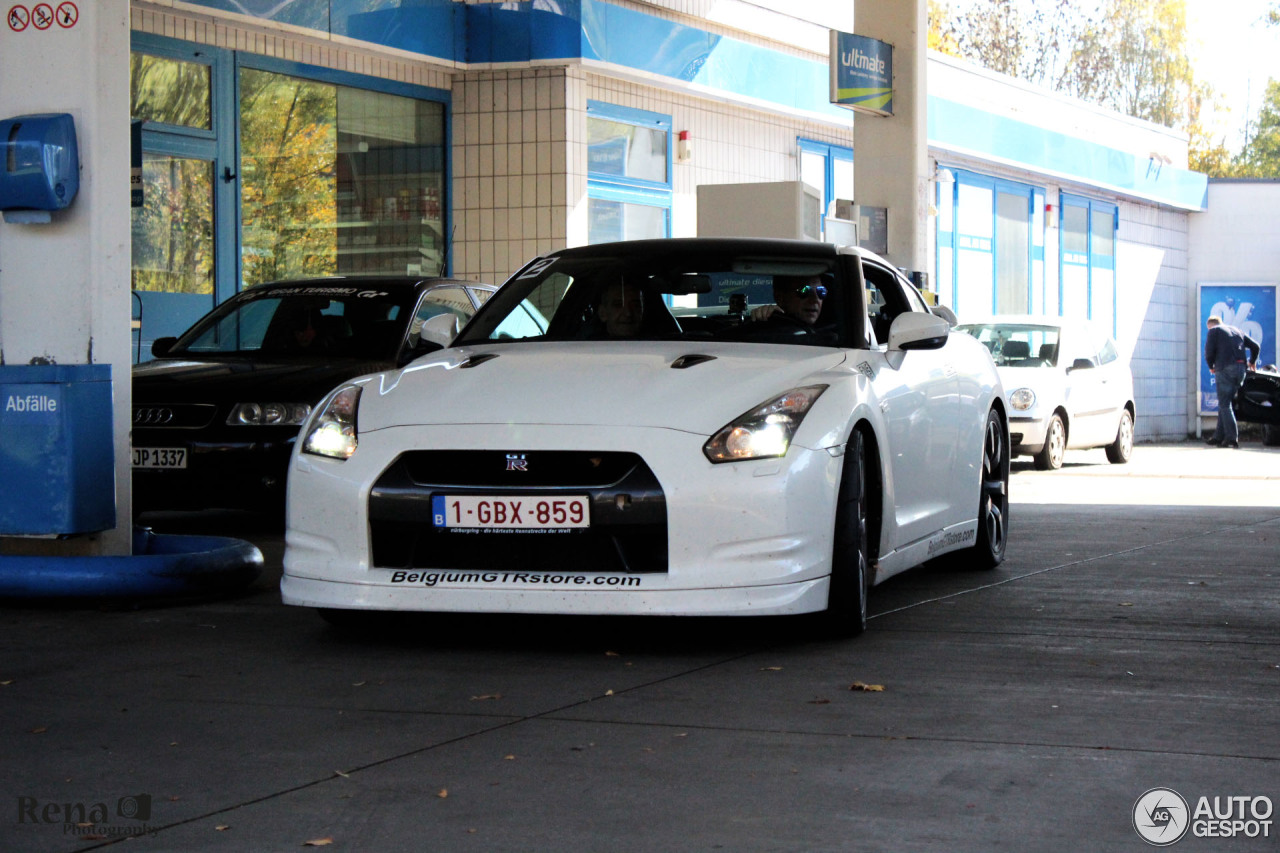 Nissan GT-R - 12 October 2015 - Autogespot