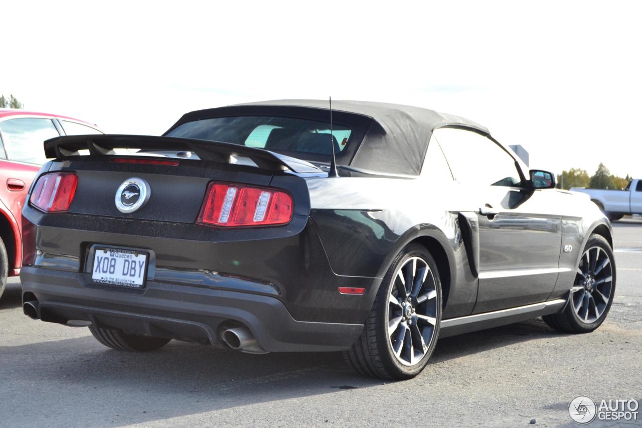 Ford Mustang GT California Special Convertible 2012 - 13 October 2015 ...