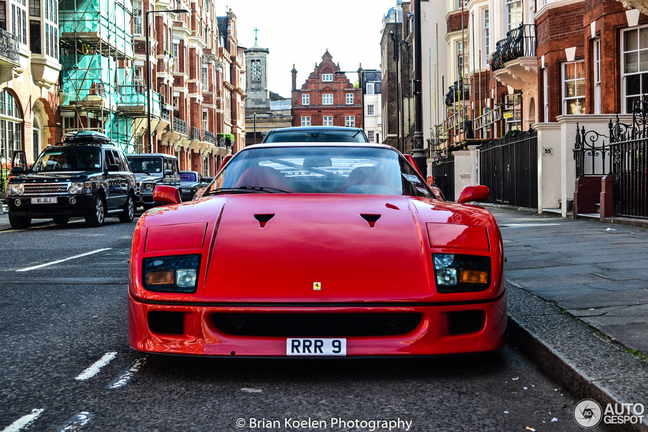 Ferrari F40 - 26 October 2015 - Autogespot
