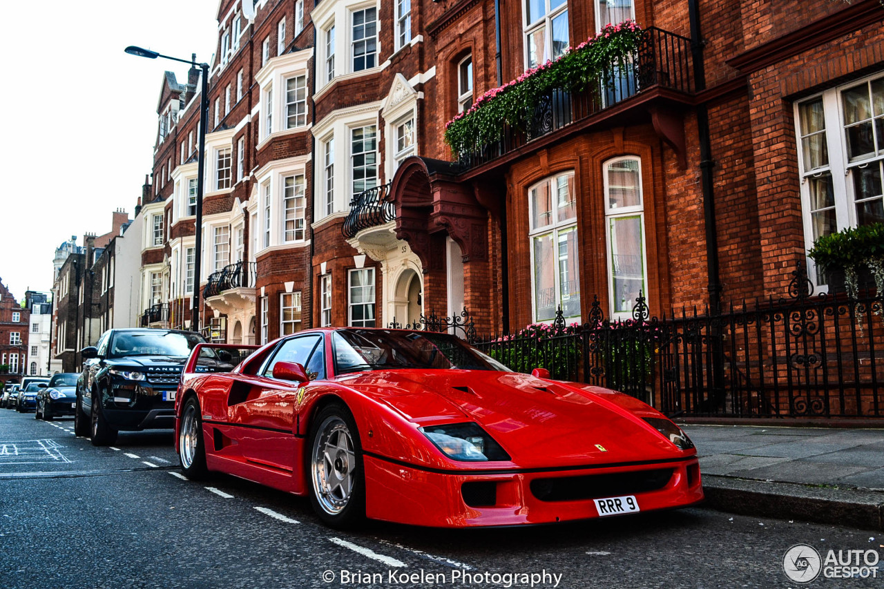Ferrari F40 - 26 October 2015 - Autogespot