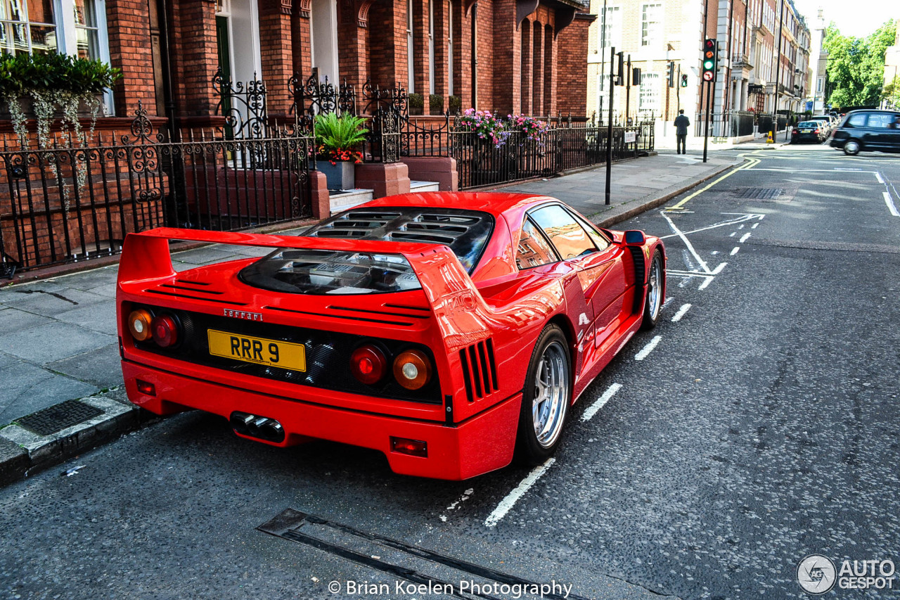 Ferrari F40 - 26 October 2015 - Autogespot