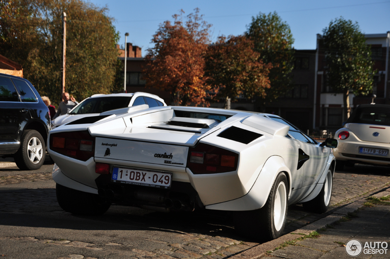 Lamborghini Countach 5000 Quattrovalvole - 01 November 2015 - Autogespot