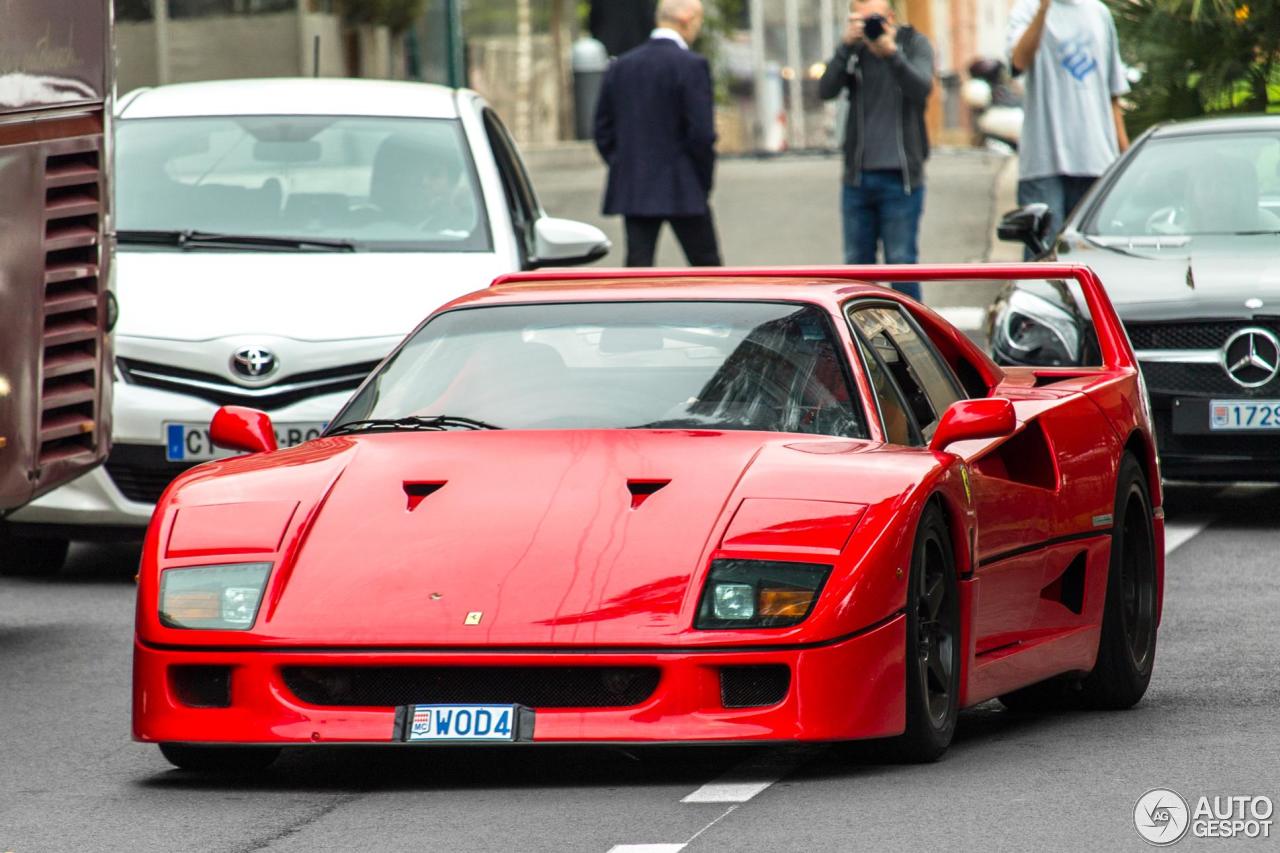 Ferrari F40 - 09 November 2015 - Autogespot