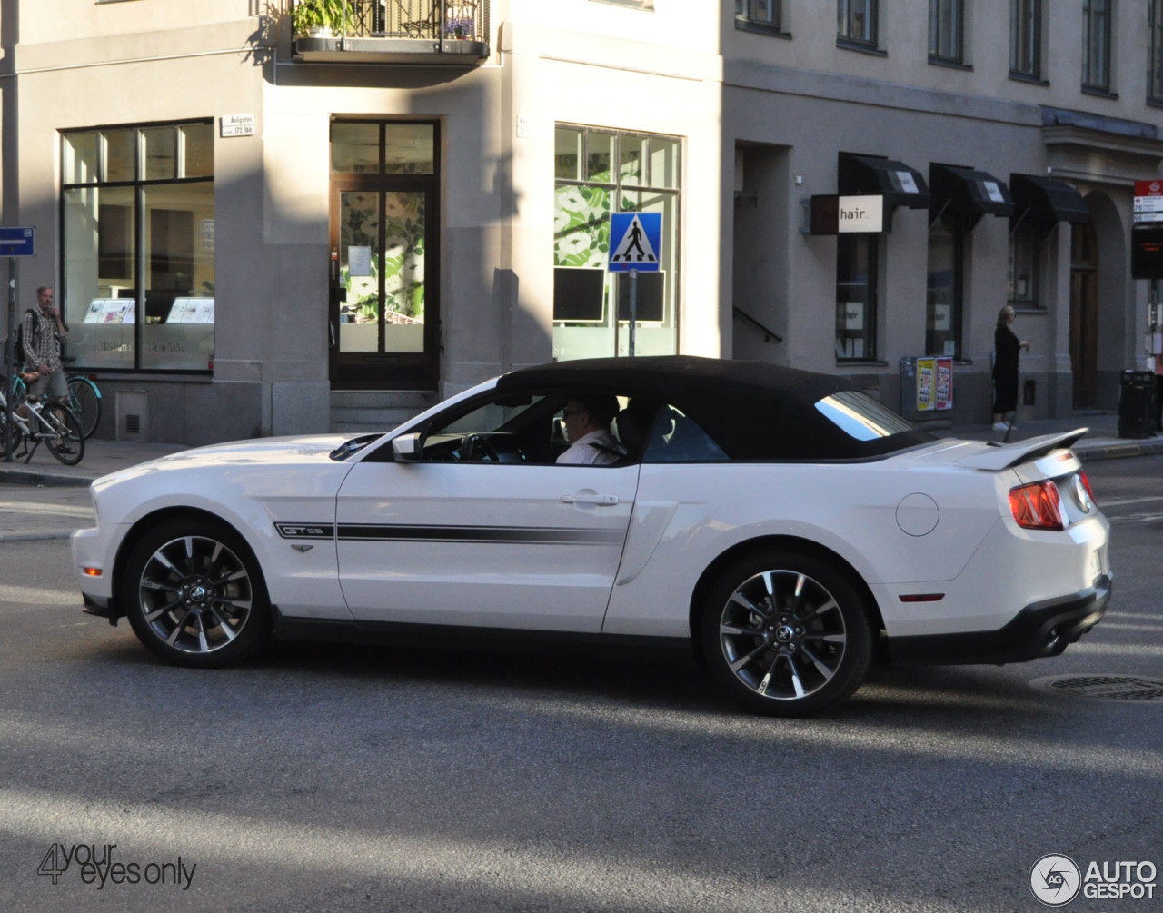 Ford Mustang GT California Special Convertible 2012 - 05 December 2015 ...