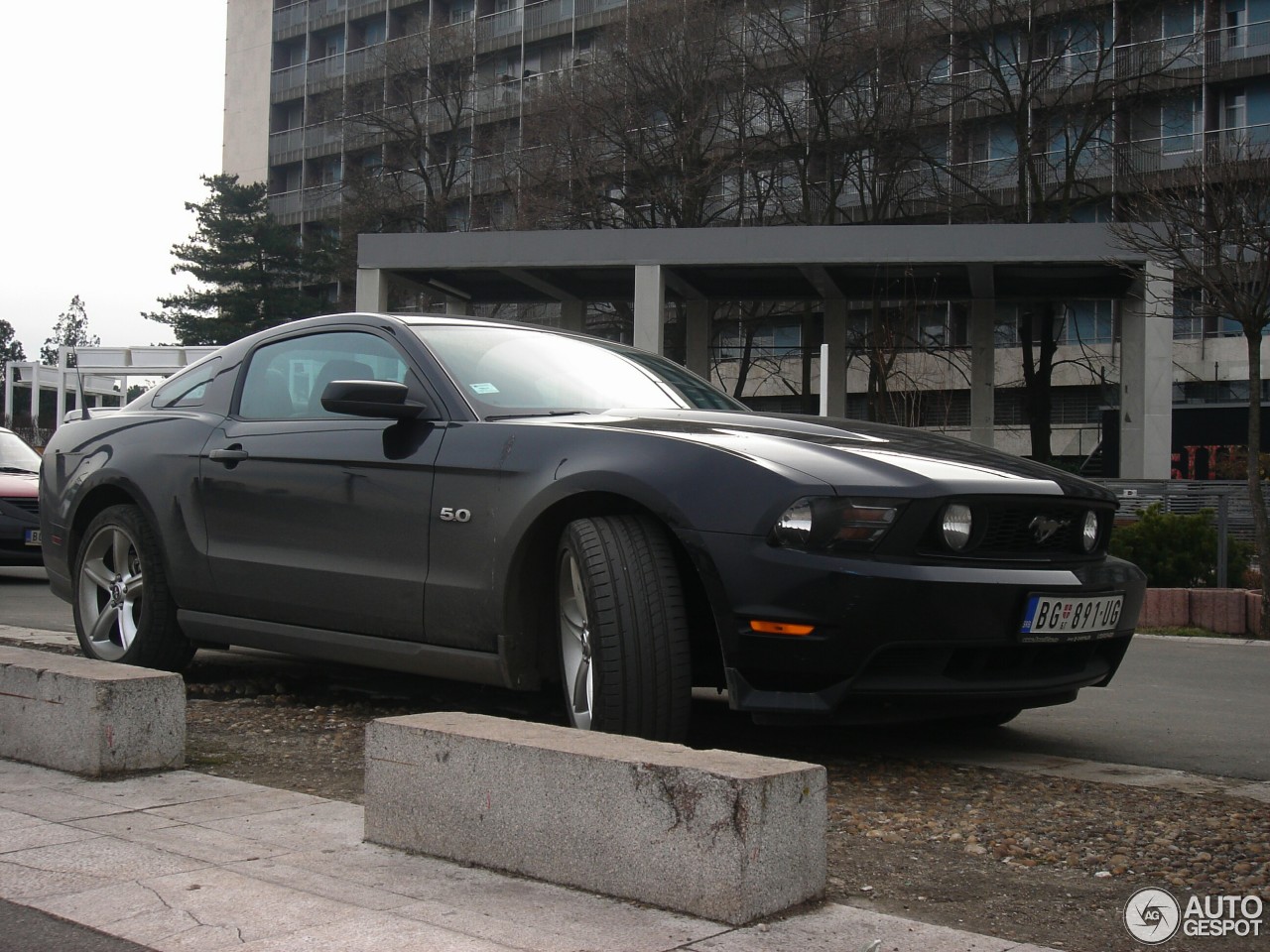 Ford Mustang GT 2011 - 30 January 2016 - Autogespot