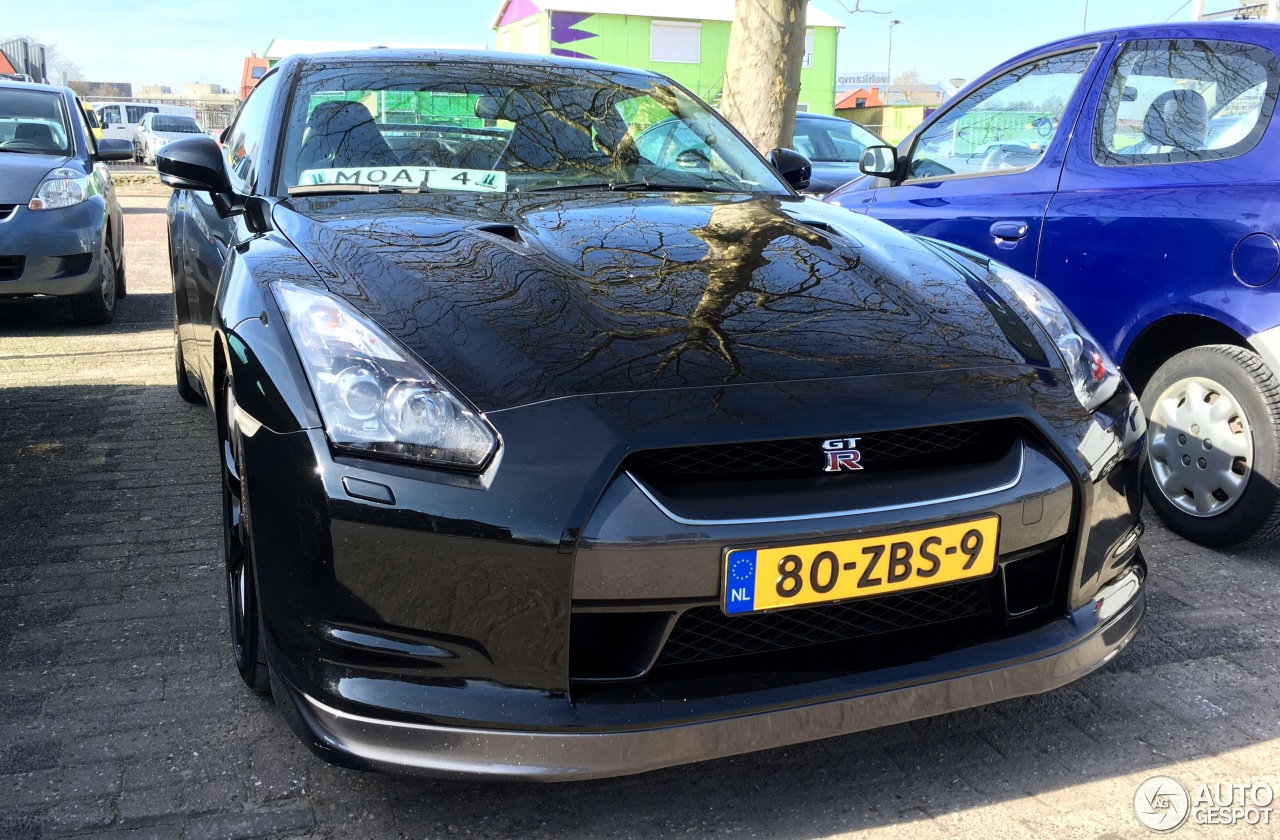 Nissan GT-R - 15 March 2016 - Autogespot