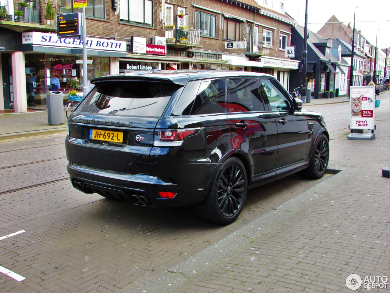 Land Rover Range Rover Sport SVR - 05 April 2016 - Autogespot