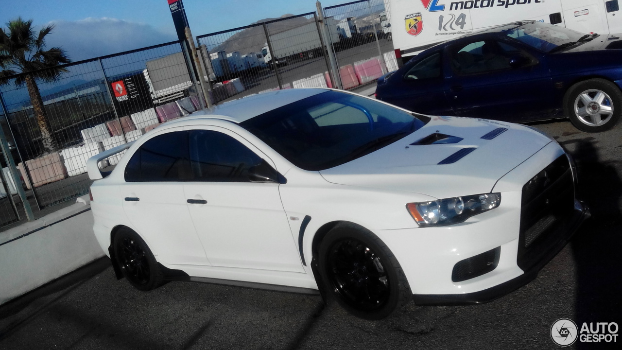 Mitsubishi Lancer Evolution X RS - 30 April 2016 - Autogespot