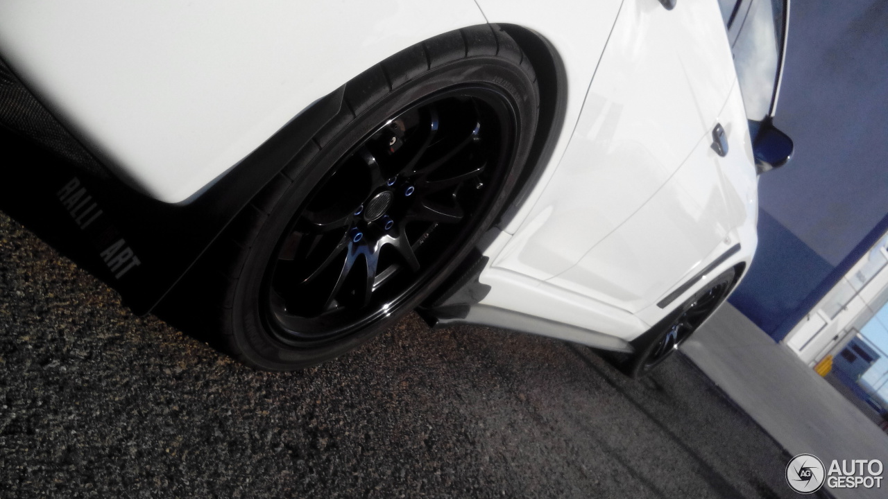 Mitsubishi Lancer Evolution X RS - 30 April 2016 - Autogespot