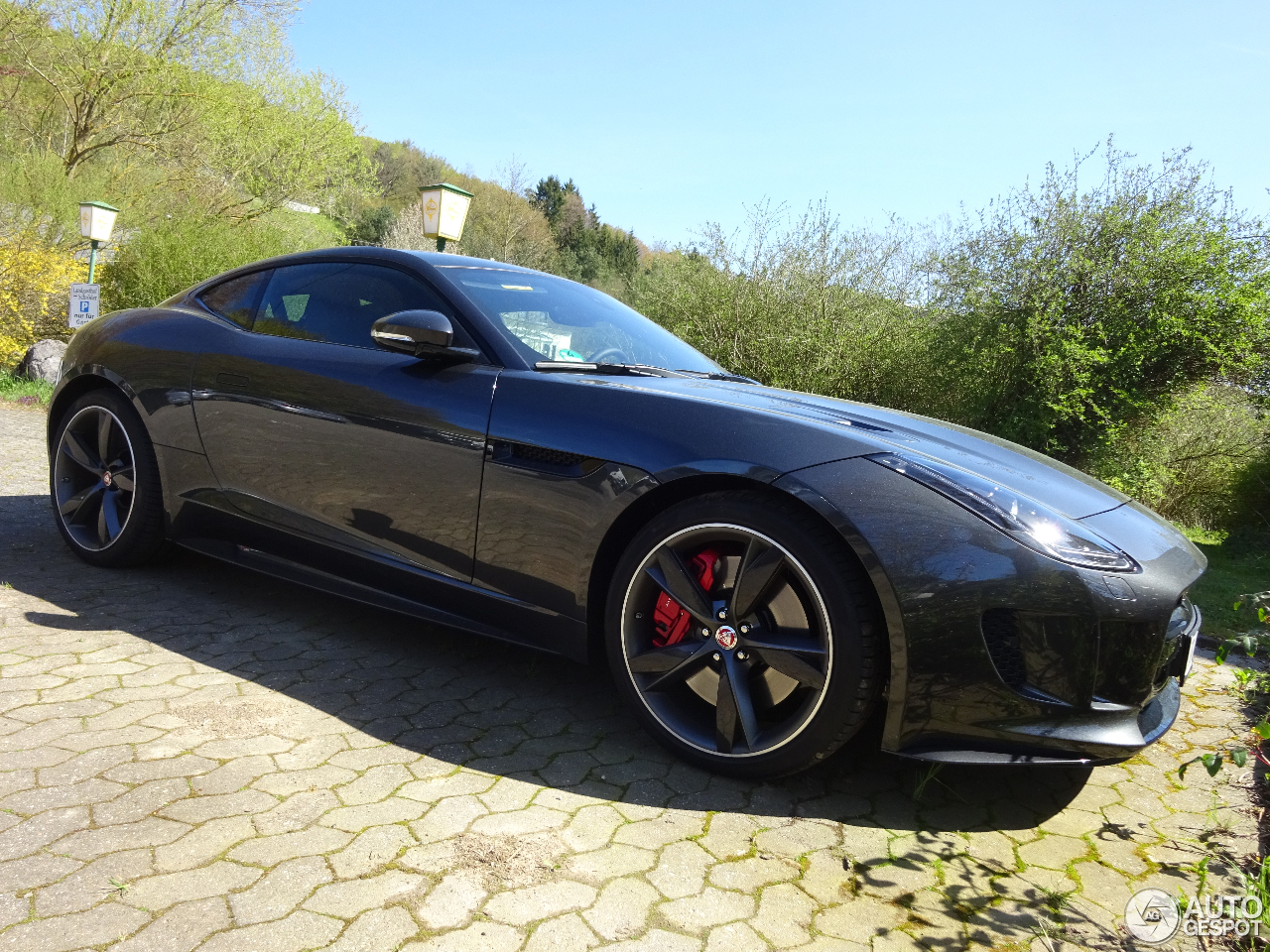 Jaguar F-TYPE R AWD Coupé - 06 May 2016 - Autogespot