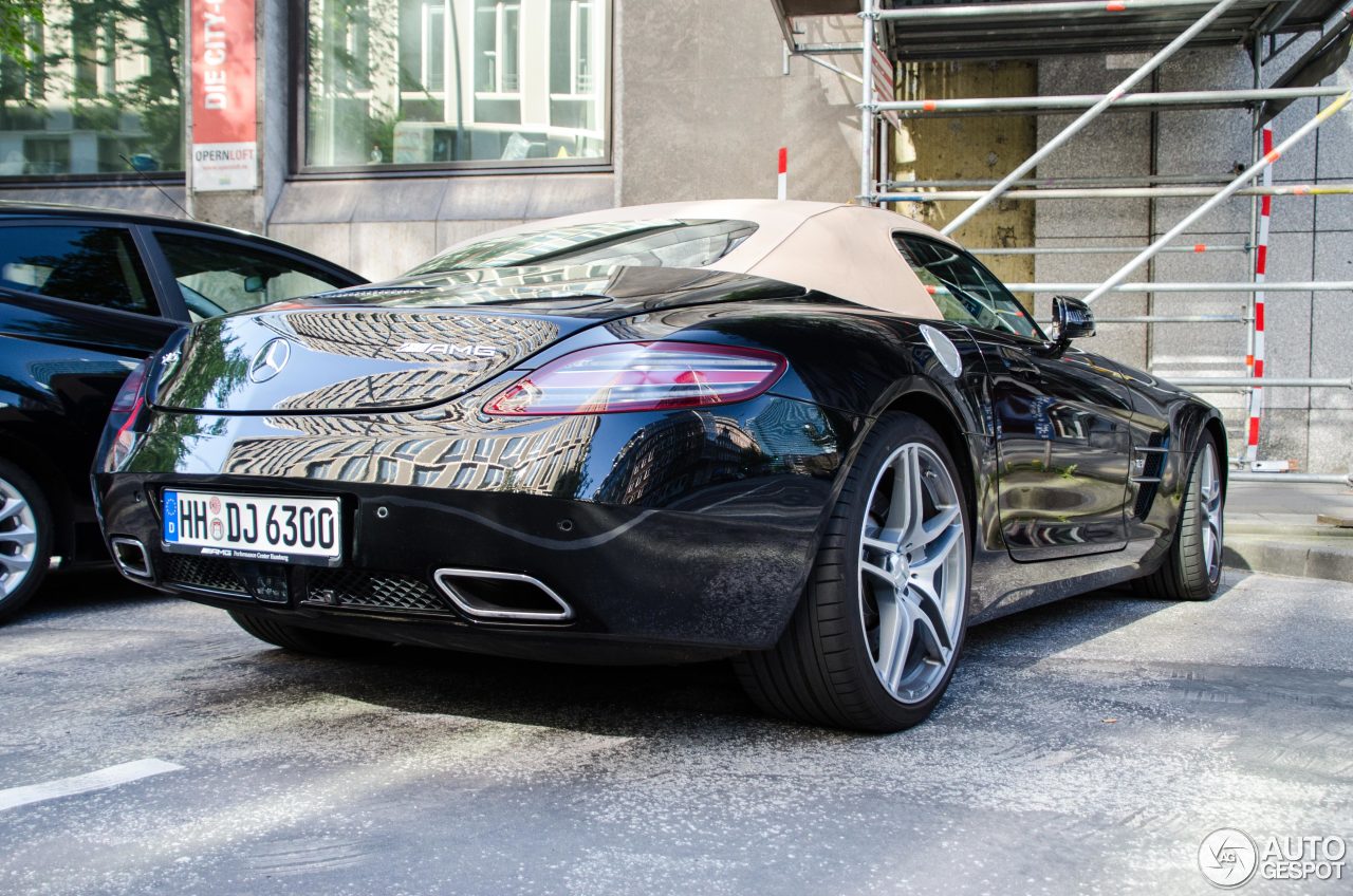 Mercedes-Benz SLS AMG Roadster - 08 May 2016 - Autogespot