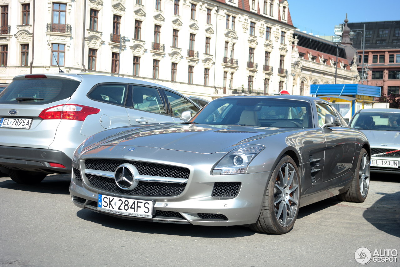 Mercedes-Benz SLS AMG - 23 May 2016 - Autogespot