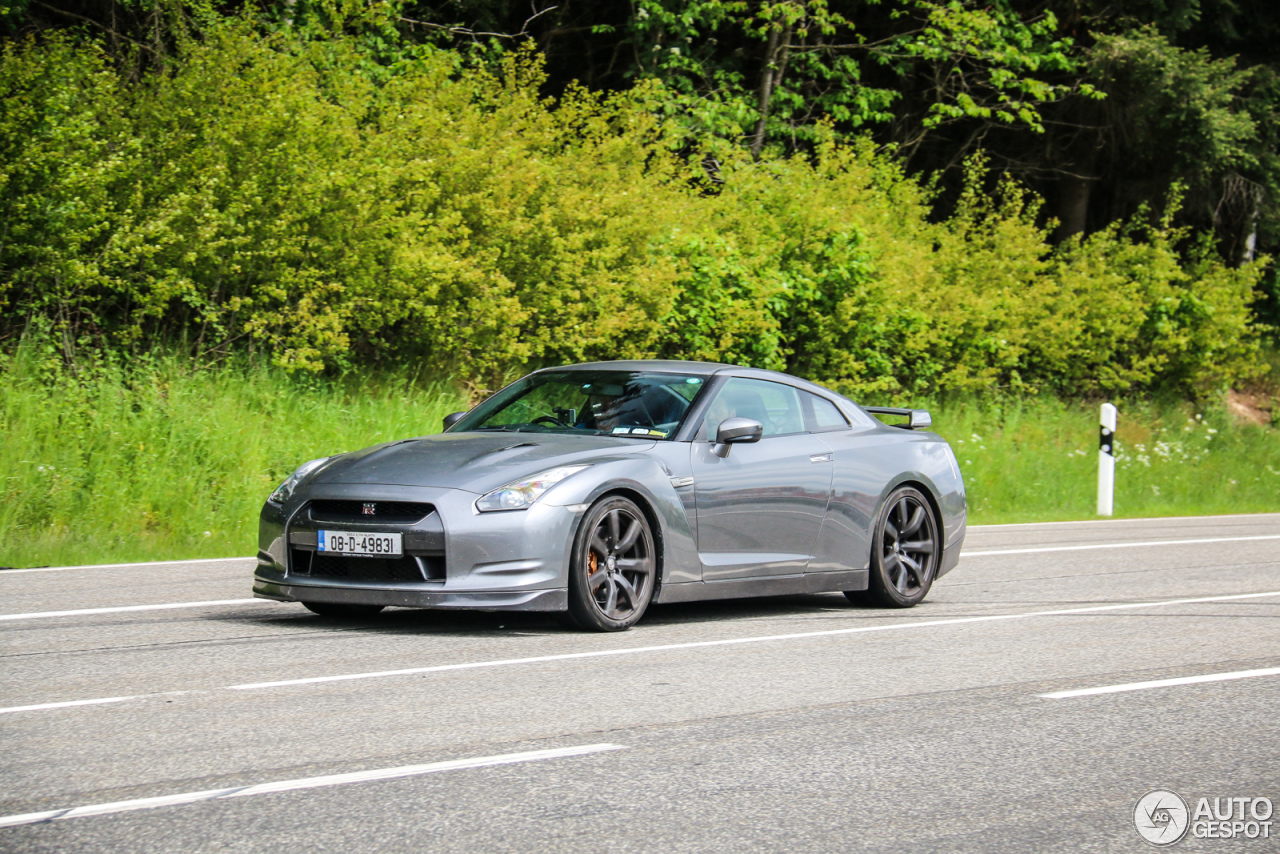 Nissan GT-R - 23 May 2016 - Autogespot