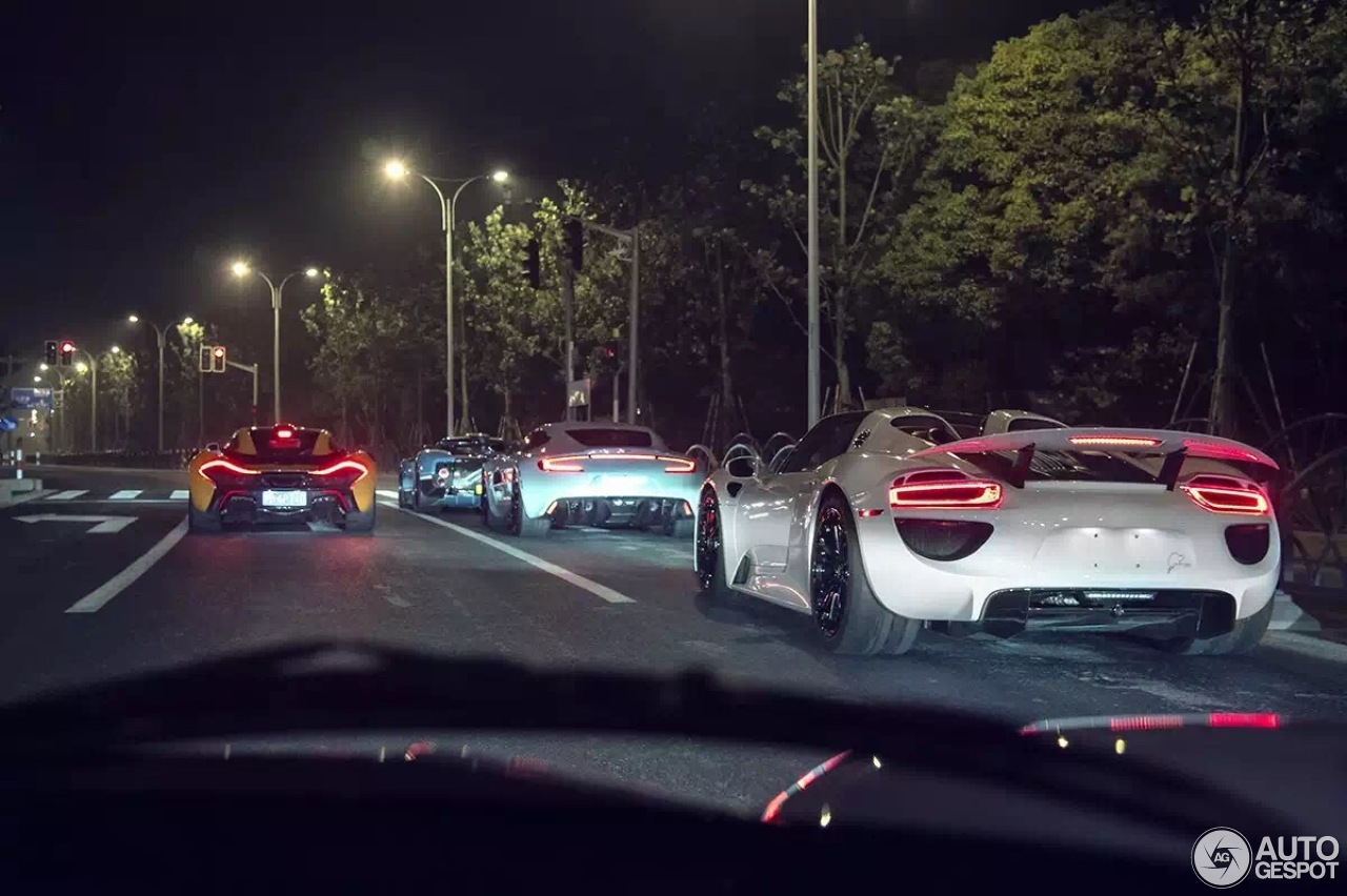 Bugatti Veyron 16.4 Super Sport Ting & Tiger - 24 May 2016 - Autogespot