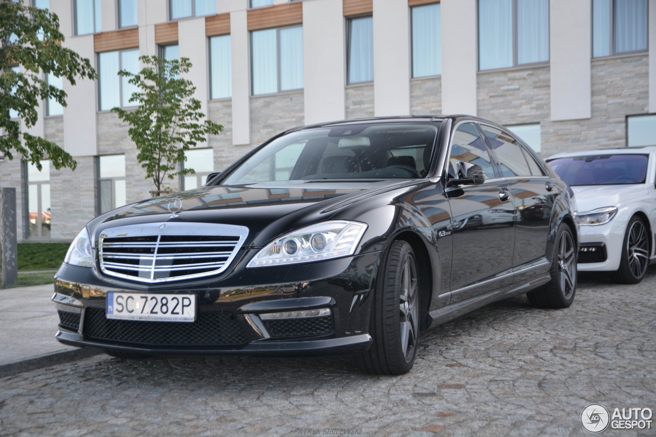 Mercedes-Benz S 63 AMG W221 2010 - 26 May 2016 - Autogespot