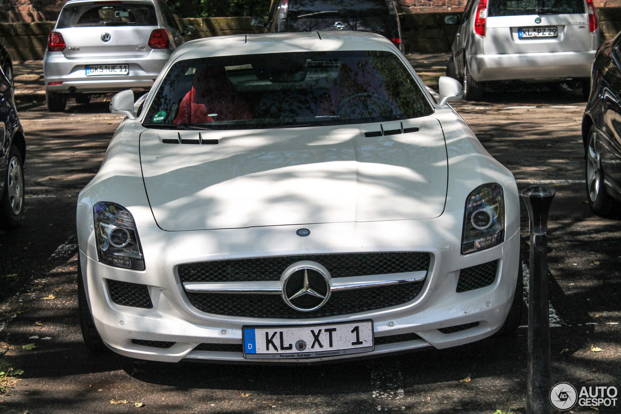 Mercedes-Benz SLS AMG - 27 May 2016 - Autogespot