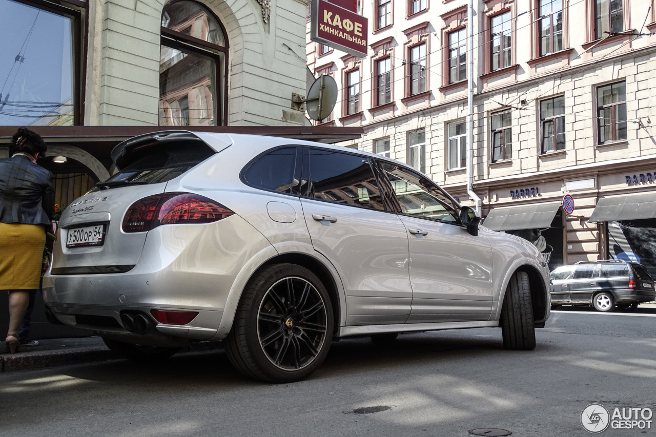 Porsche 958 Cayenne GTS - 27 May 2016 - Autogespot